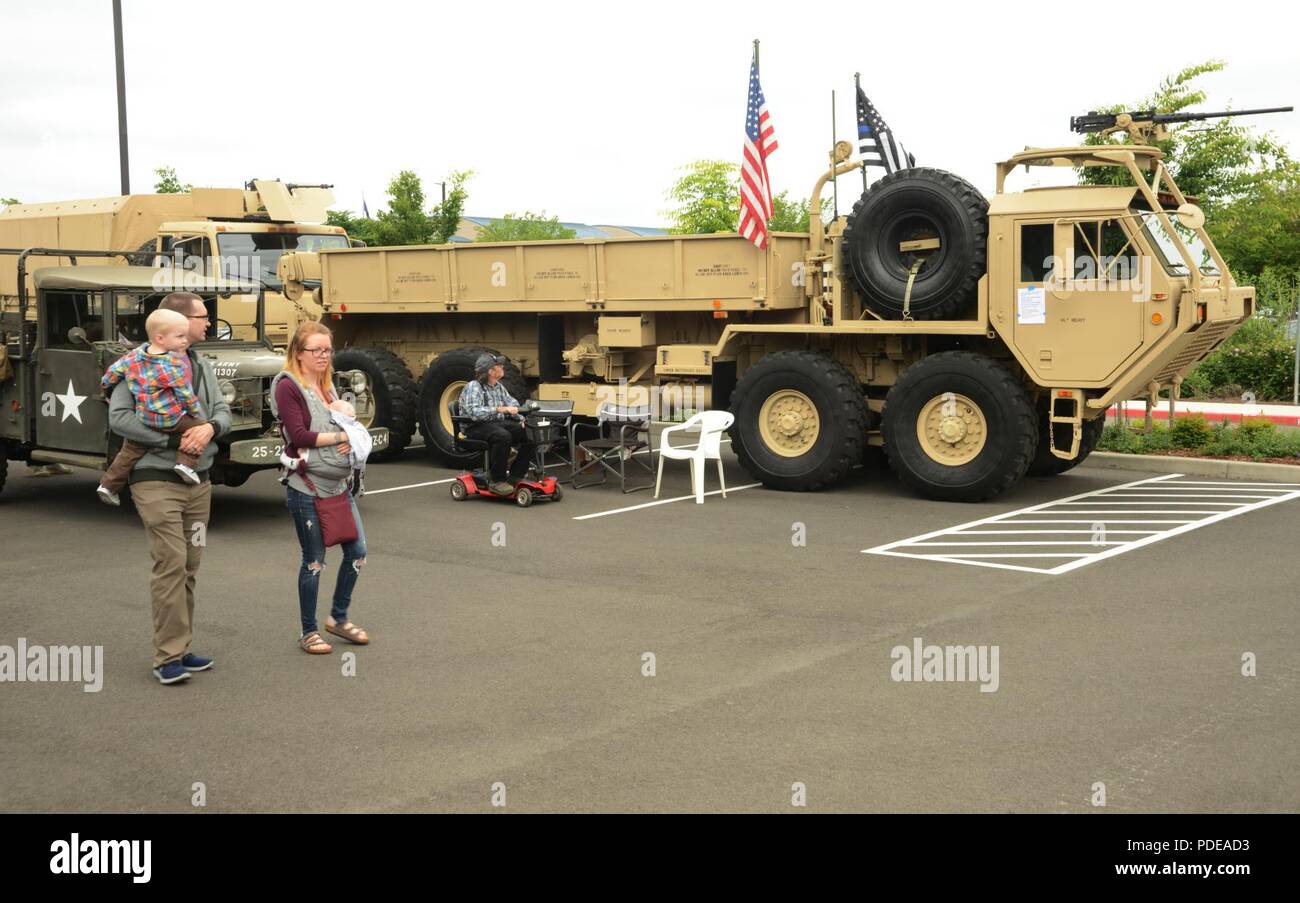 Visitors and military Veterans spend time interacting during Living ...