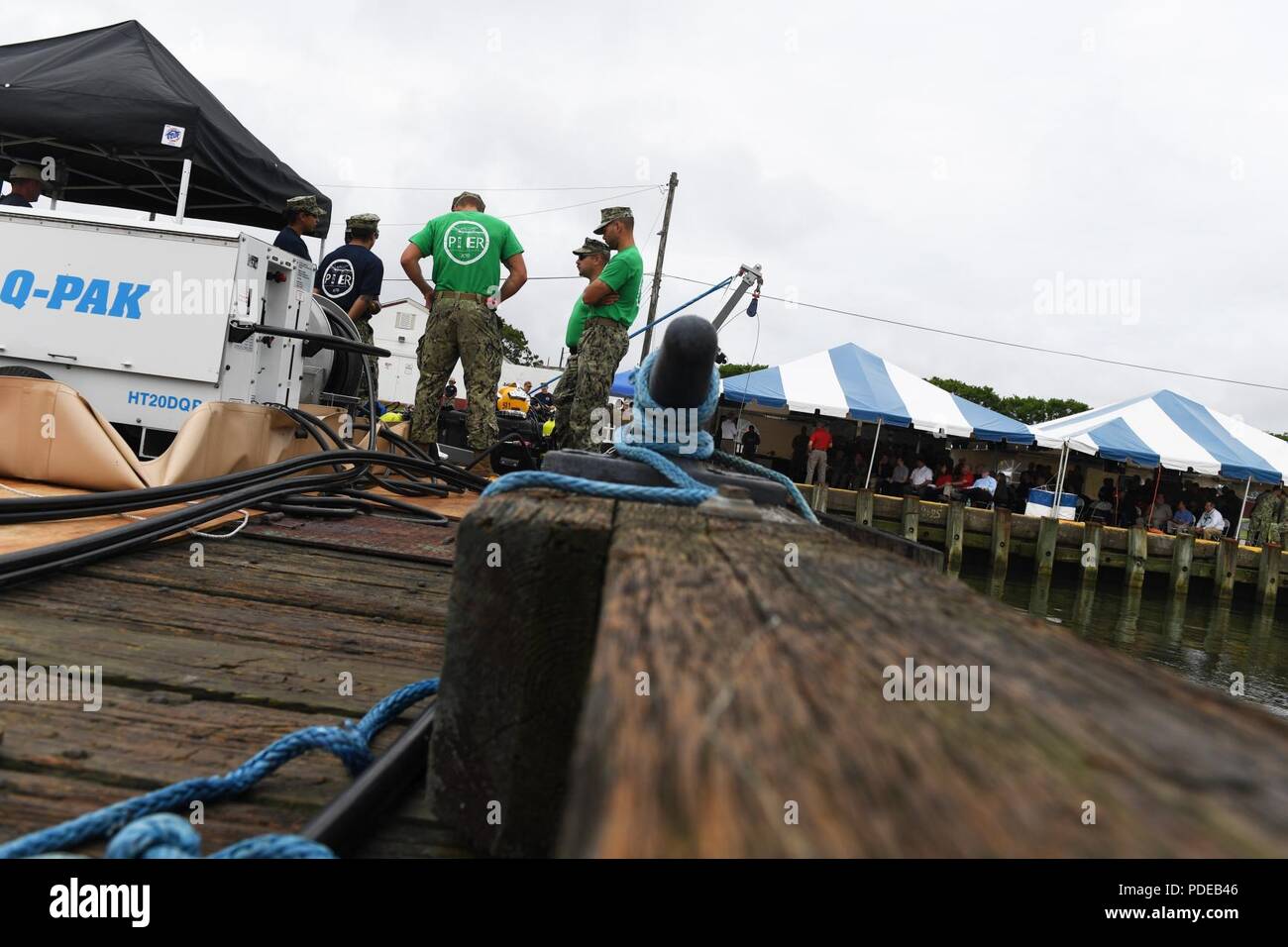 BEACH, Va. (May 18, 2018) U.S. Navy Sailors attached to Underwater ...