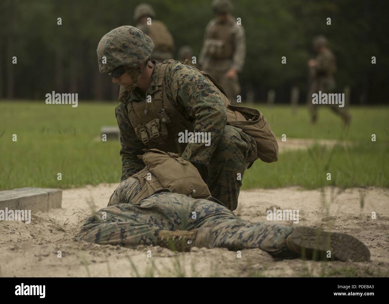 Grenade throwing marine hi-res stock photography and images - Alamy