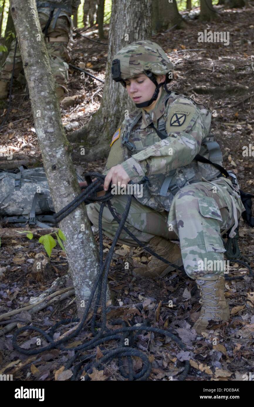 Basic combat engineer course hi-res stock photography and images - Alamy