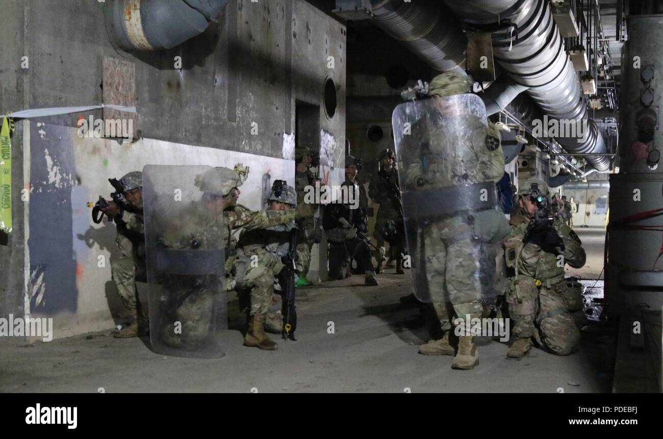Soldiers of 2nd Stryker Brigade Combat Team, 2nd Infantry Division ...