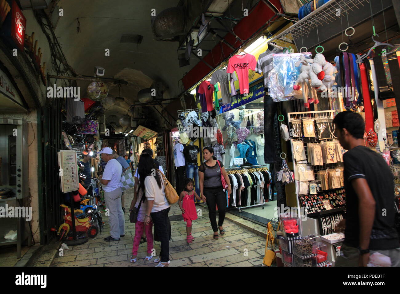 Jerusalem Old City, market in the Arab quarter Stock Photo - Alamy