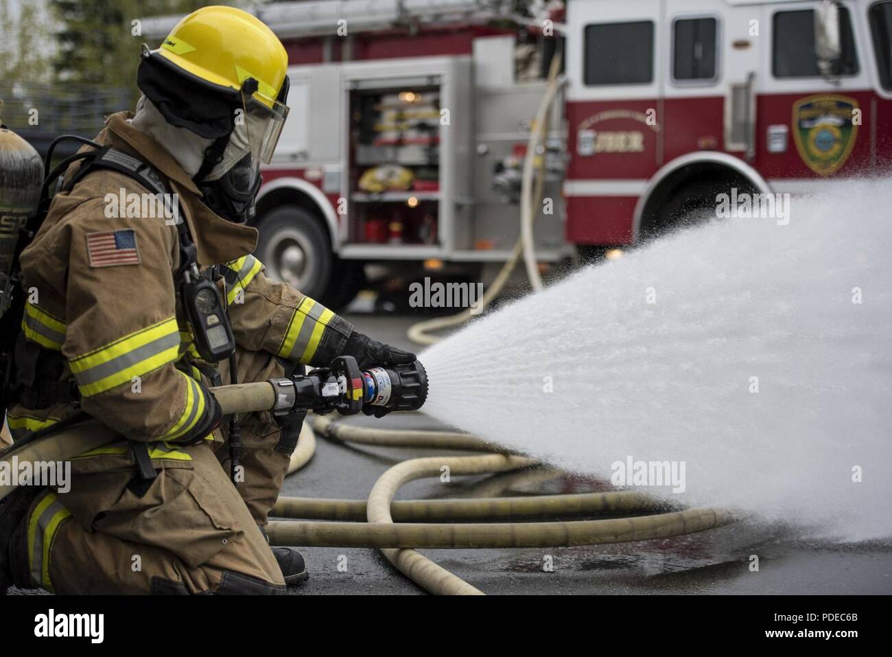 Chemical fire suppression training hi-res stock photography and images ...