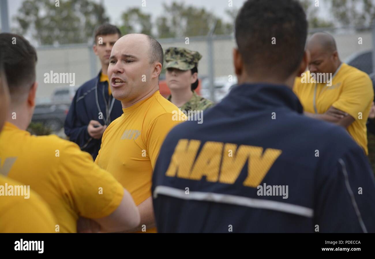 Navy operational support center nosc los angeles hi-res stock ...