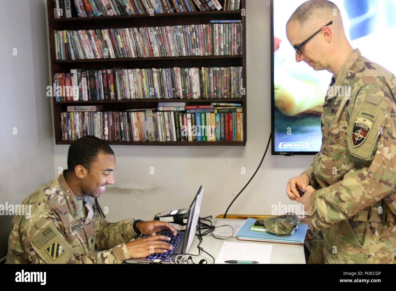 Us army finance office hi-res stock photography and images - Alamy