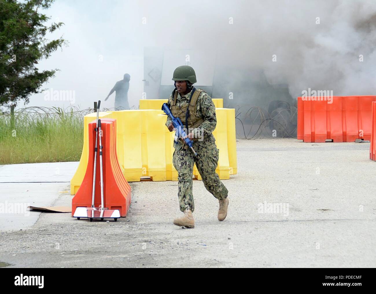 WILLIAMSBURG, Va (May 17, 2018) - A reserve component Sailor, attached ...
