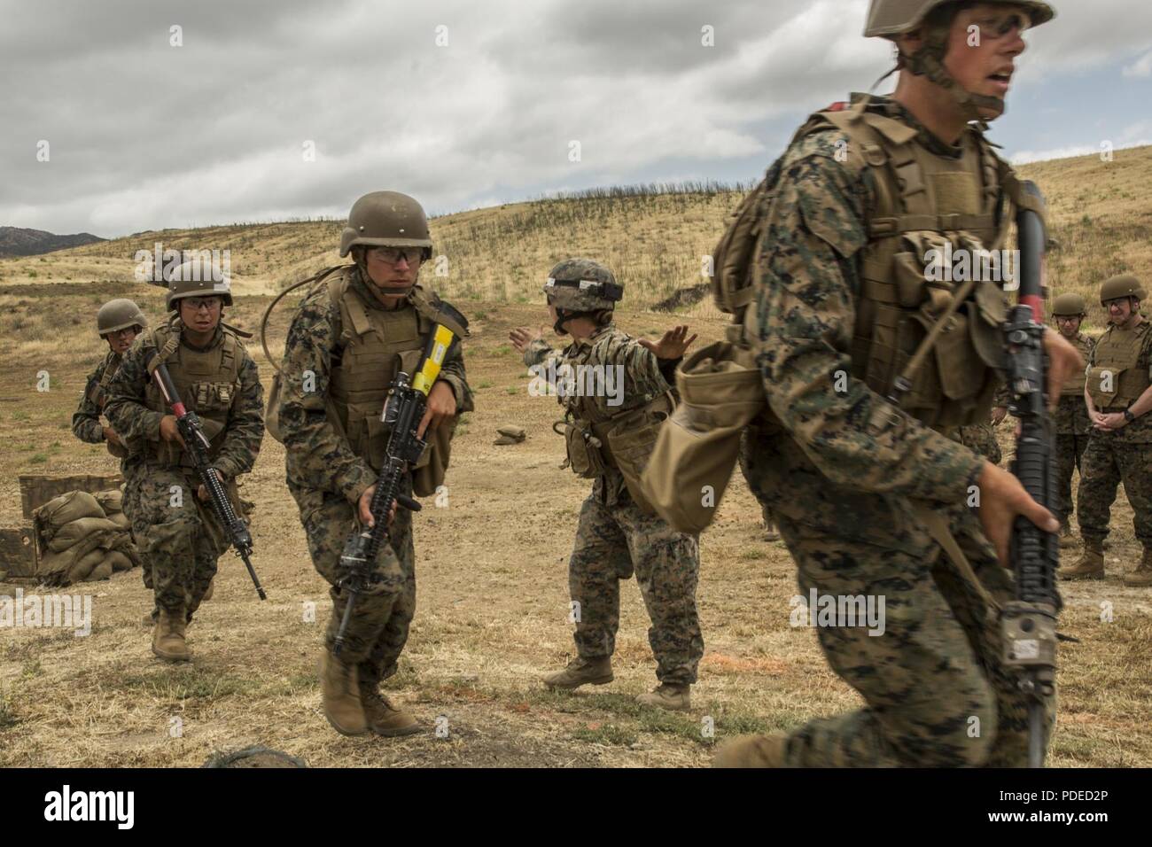 Soi maneuver hi-res stock photography and images - Alamy