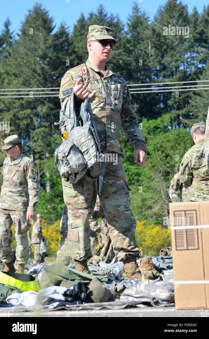 109th expeditionary military intelligence battalion hi-res stock ...