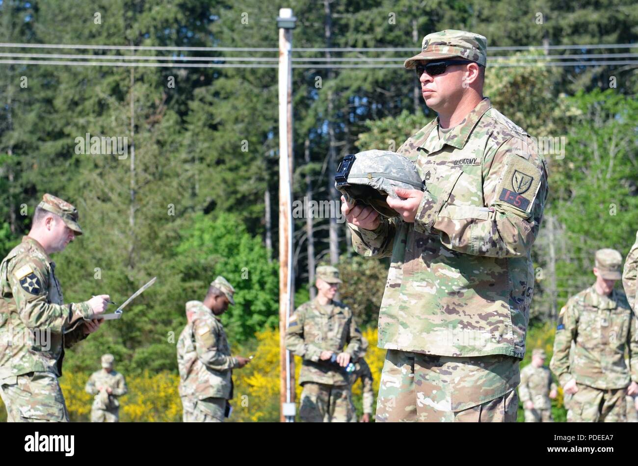 109th military intelligence battalion hi-res stock photography and ...