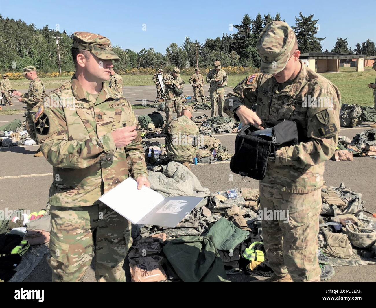 201st military intelligence battalion hi-res stock photography and ...
