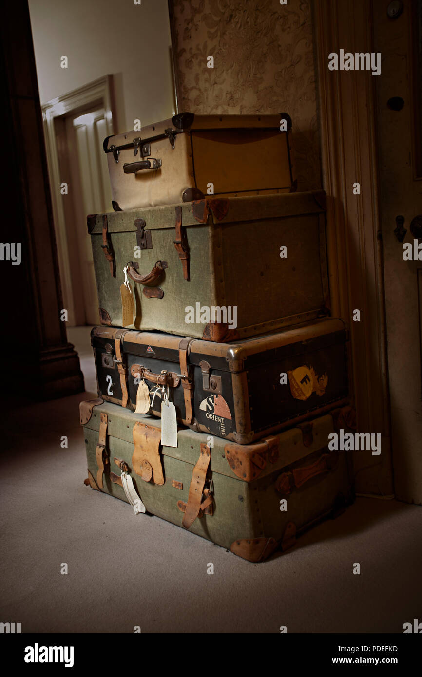 Old fashioned vintage travelling trunks Stock Photo - Alamy