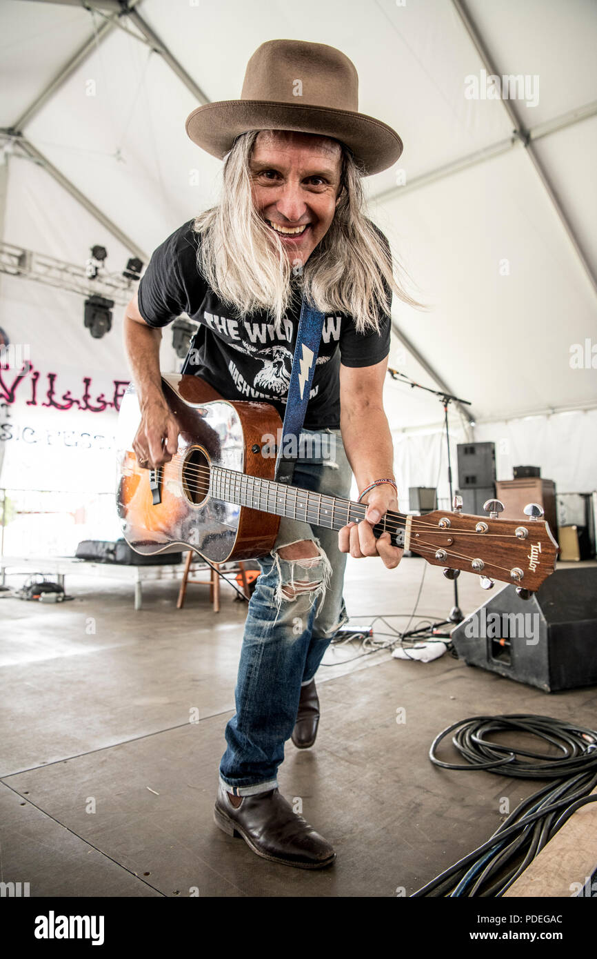 Steve Poltz High Resolution Stock Photography and Images - Alamy