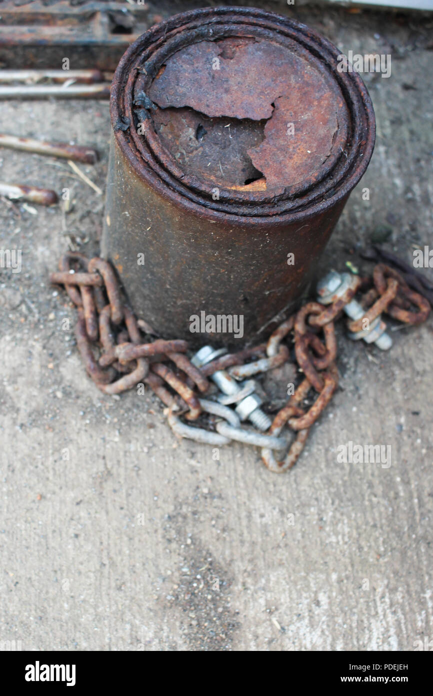 Old Rustic Chains High Resolution Stock Photography and Images - Alamy