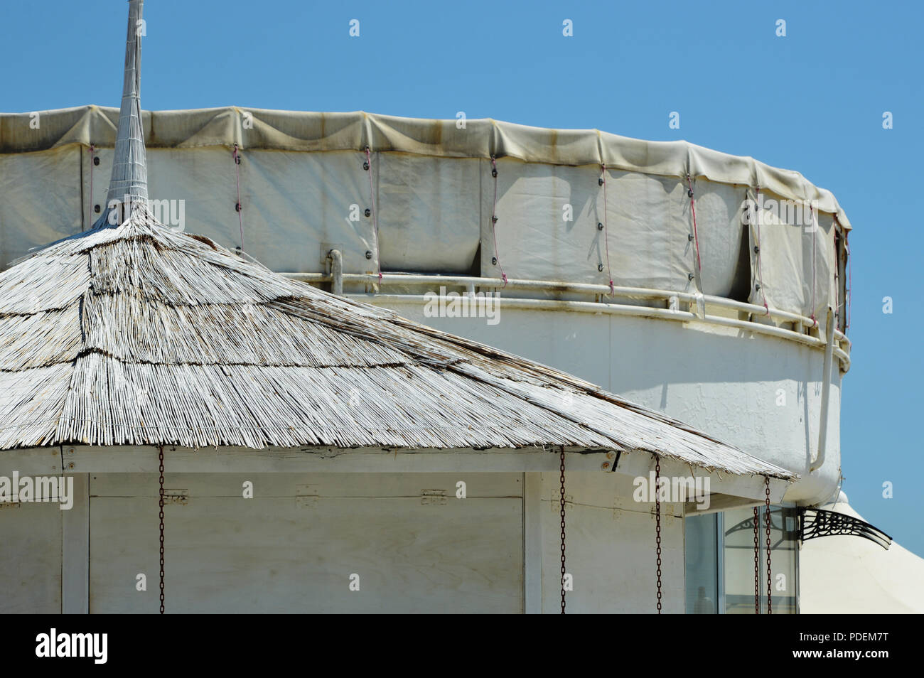 Modern architecture architectures hi-res stock photography and images - Alamy