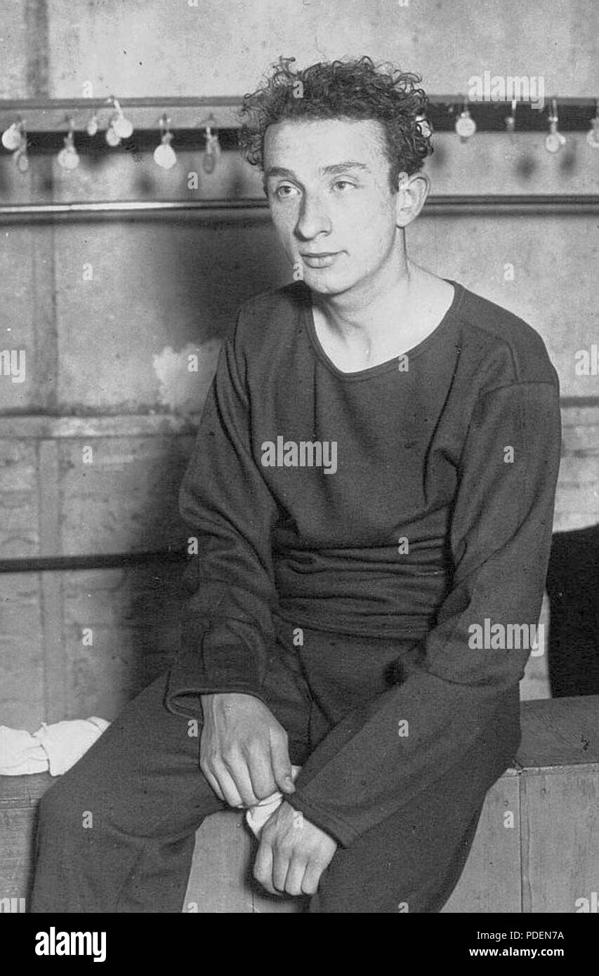 Taris hi-res stock photography and images - Alamy