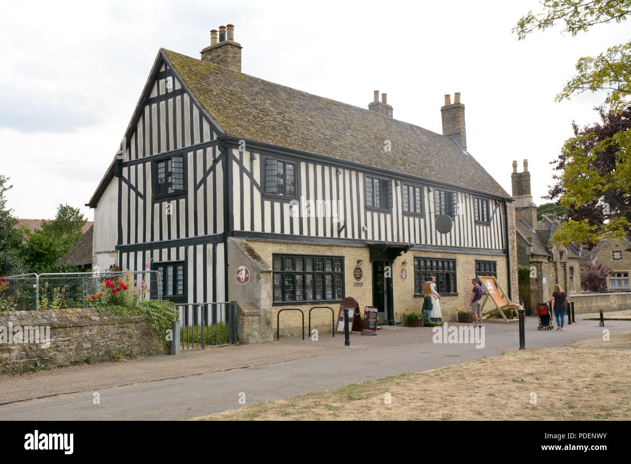 Oliver Cromwell's House is a house in Ely, Cambridgeshire, England ...
