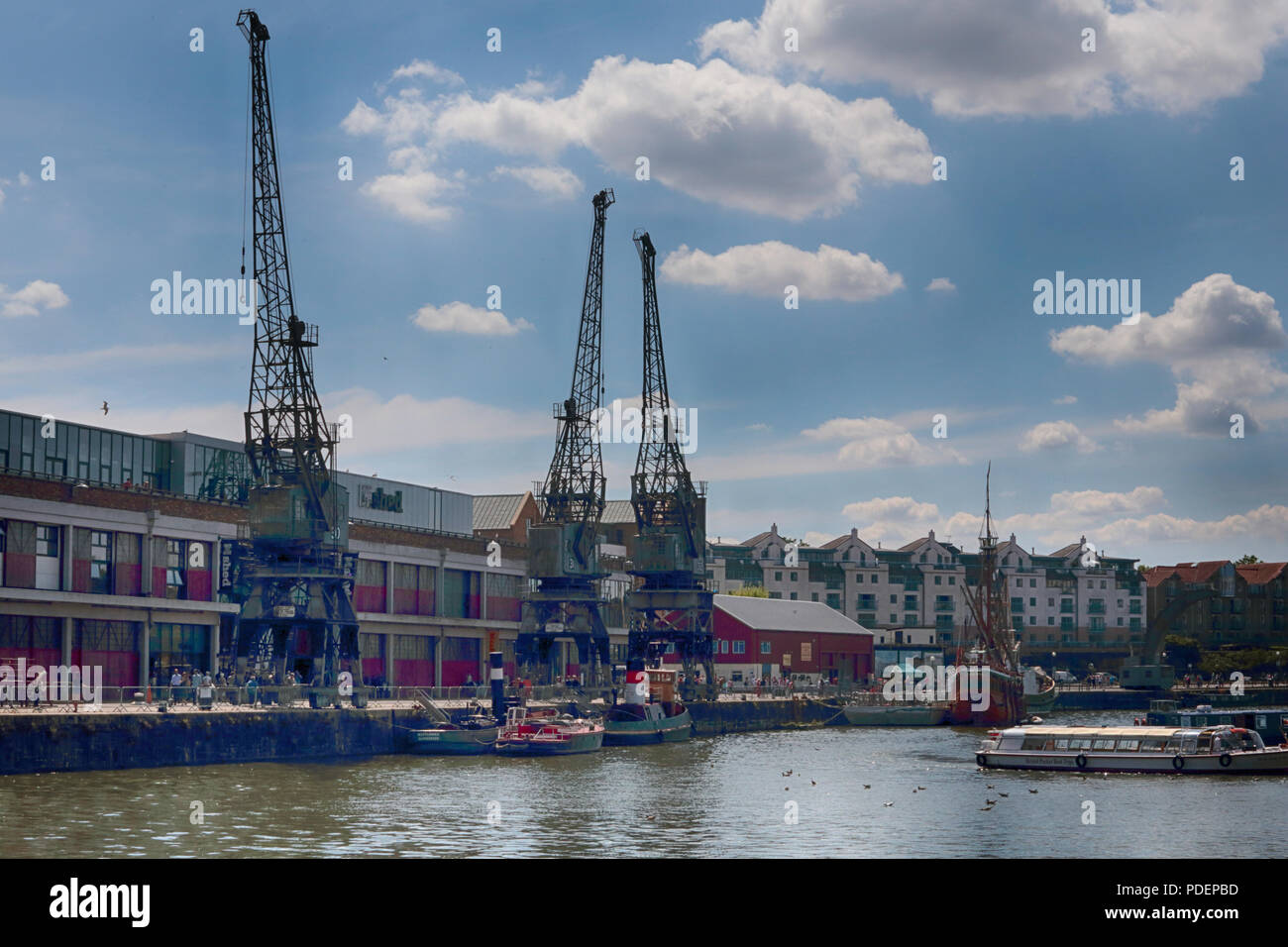 Bristol dock docks hi-res stock photography and images - Alamy