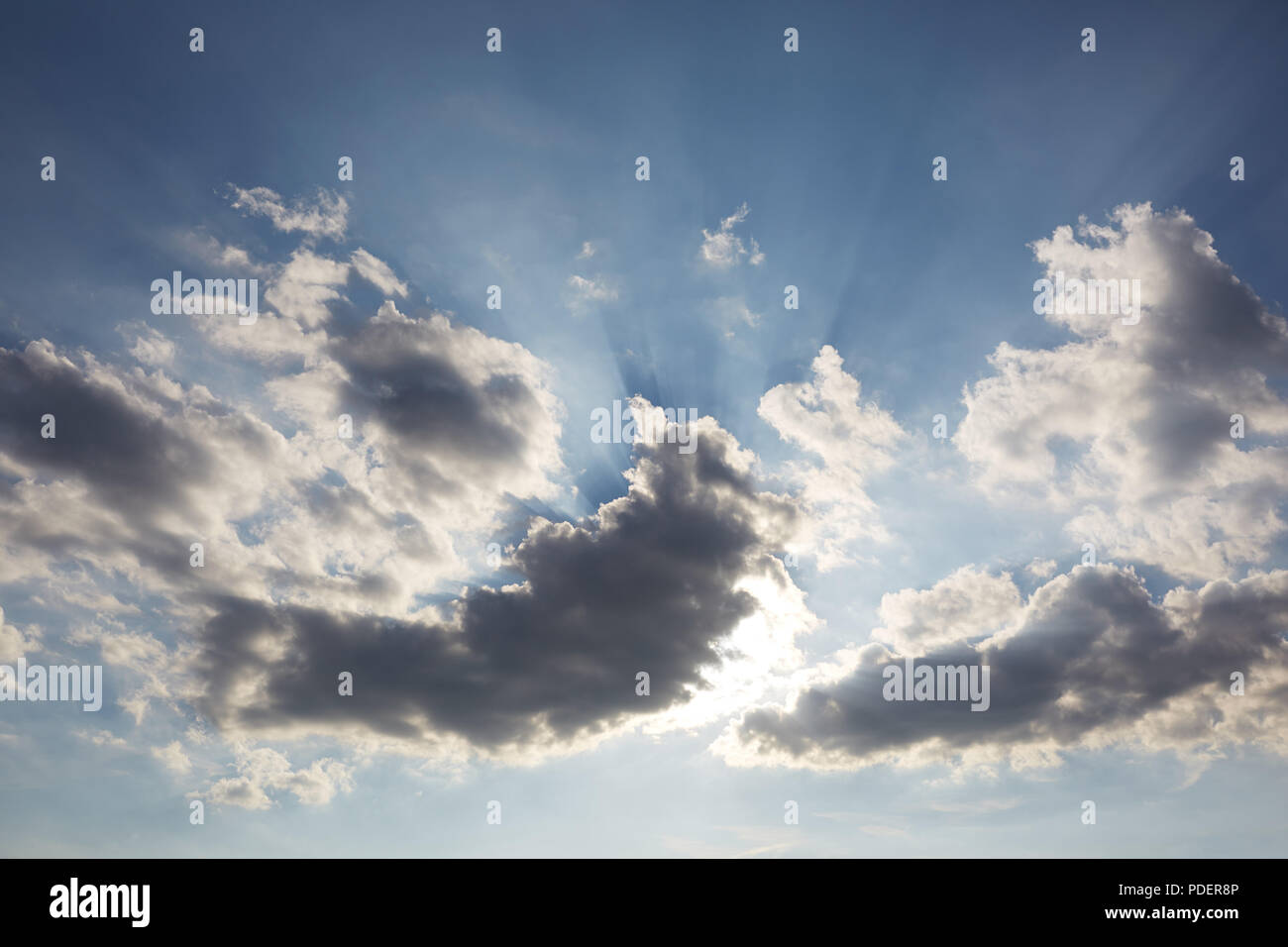 God beam hi-res stock photography and images - Alamy