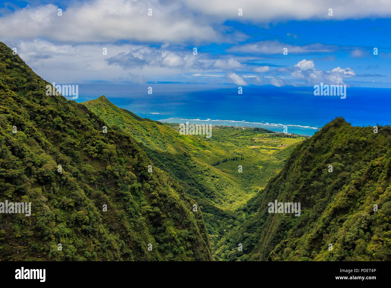 Aerial view Oahu coastline and mountains in Honolulu Hawaii from a ...
