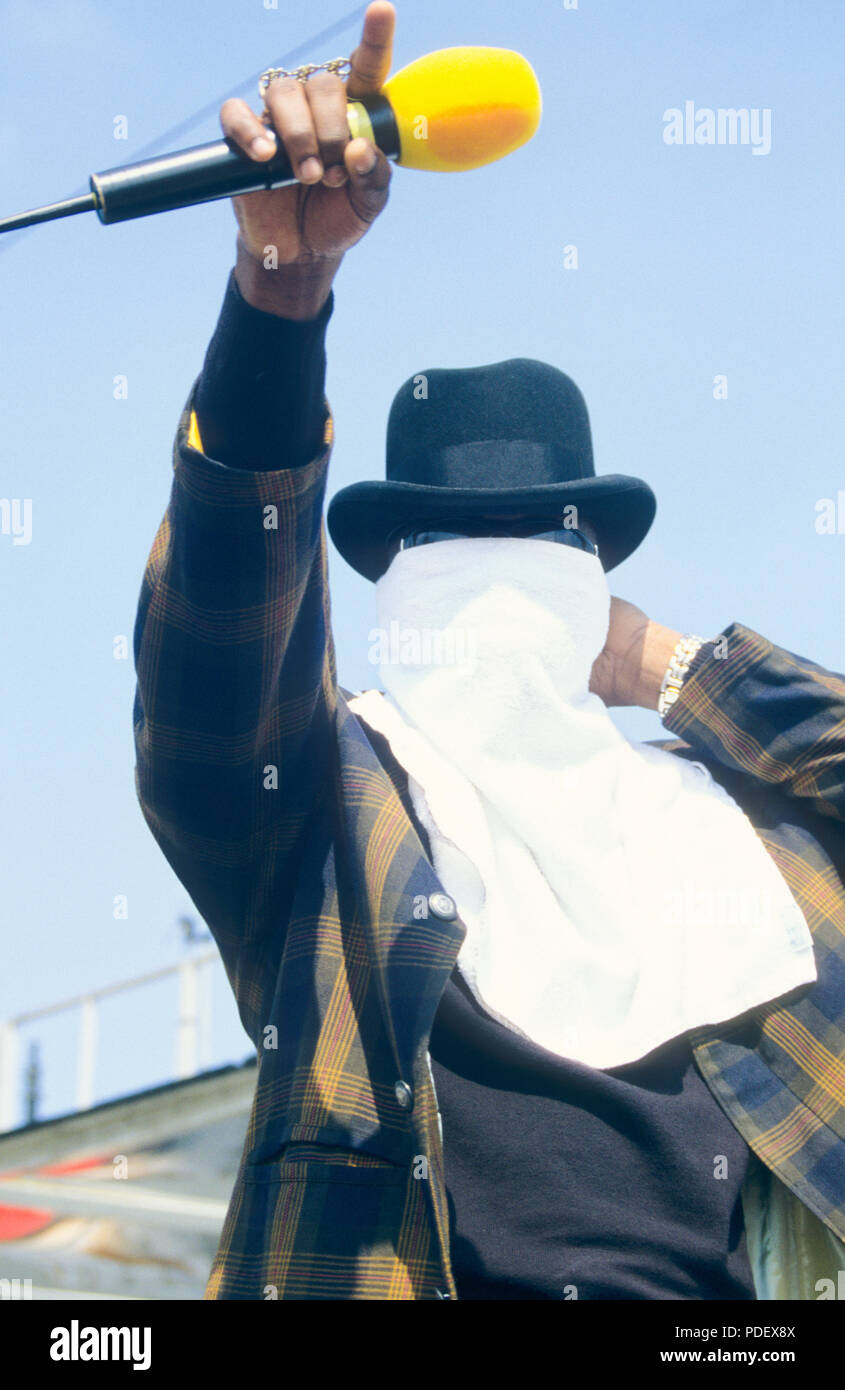 Mark morrison singer hi-res stock photography and images - Alamy