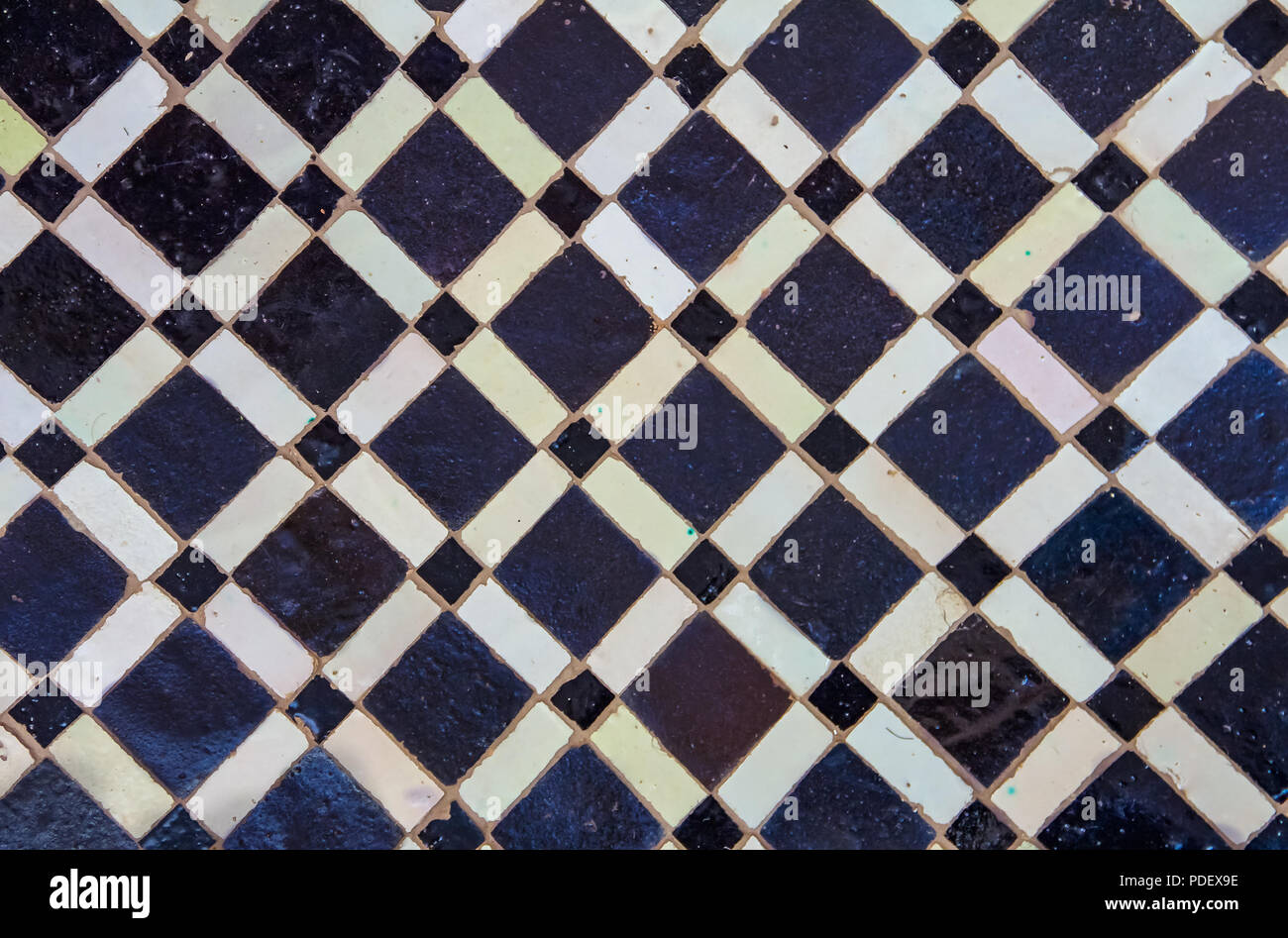 Traditional moroccan tile pattern hi-res stock photography and images ...