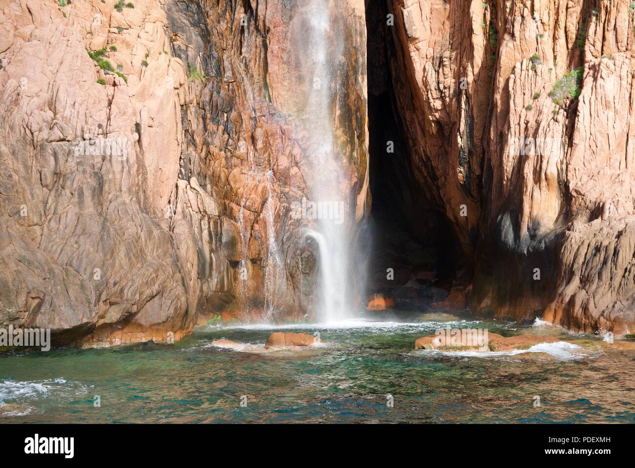 Cascade background hi-res stock photography and images - Alamy