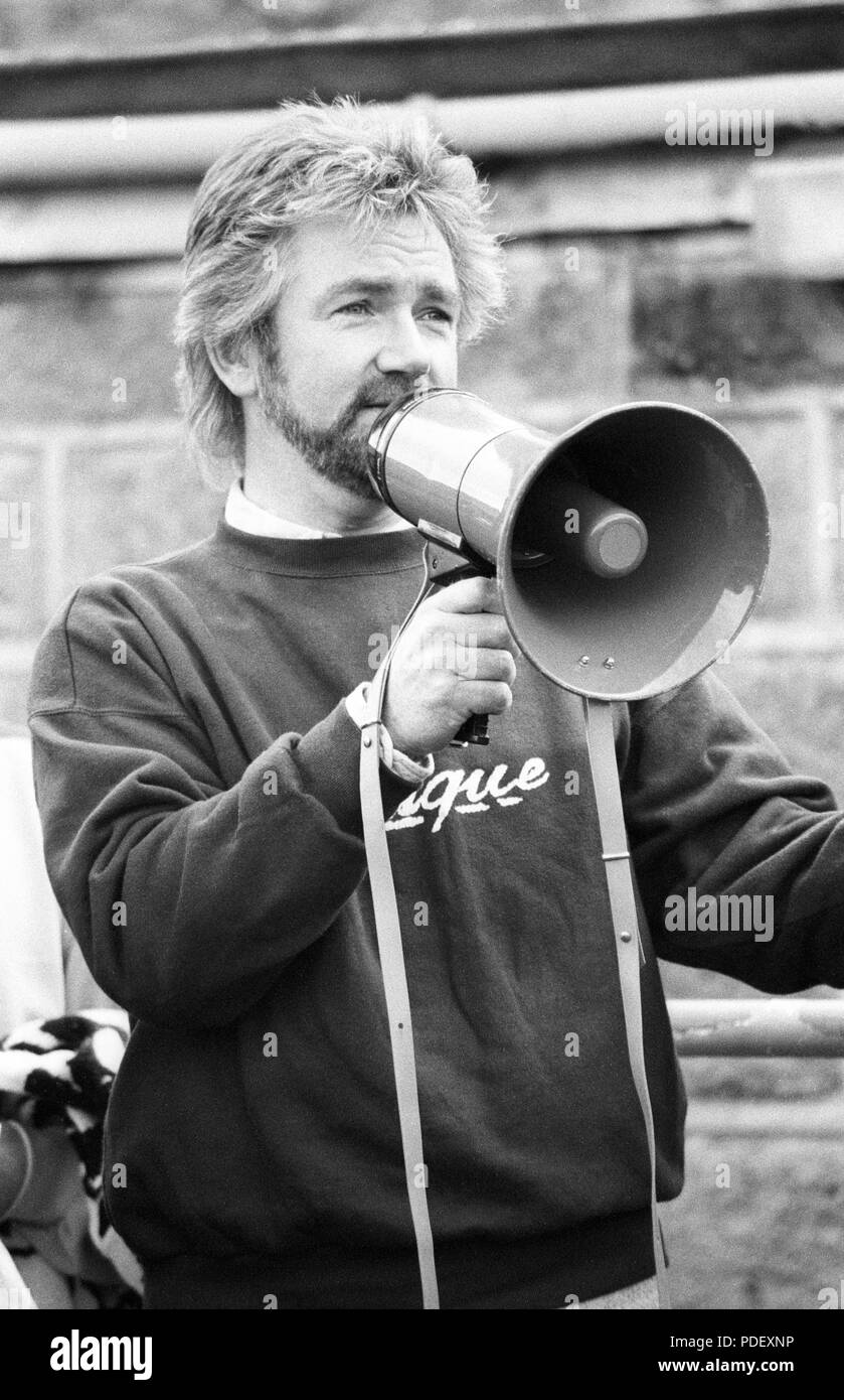 Noel edmonds hi-res stock photography and images - Alamy