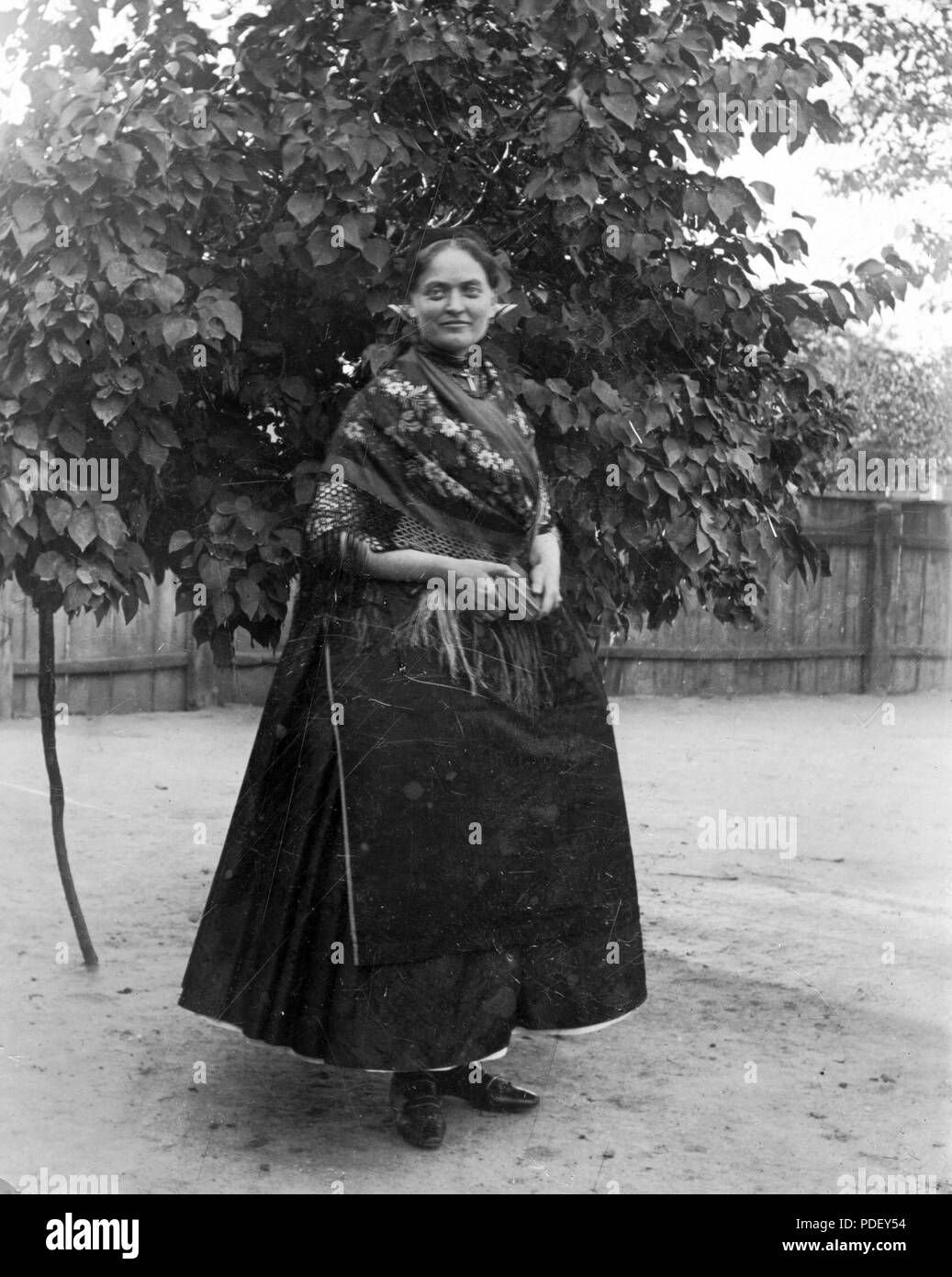 Costume apron traditional Black and White Stock Photos & Images - Alamy