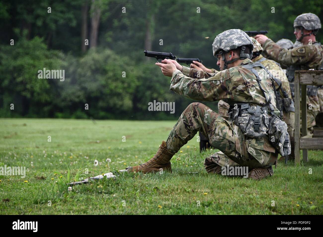 Soldiers in camp sherman hi-res stock photography and images - Alamy