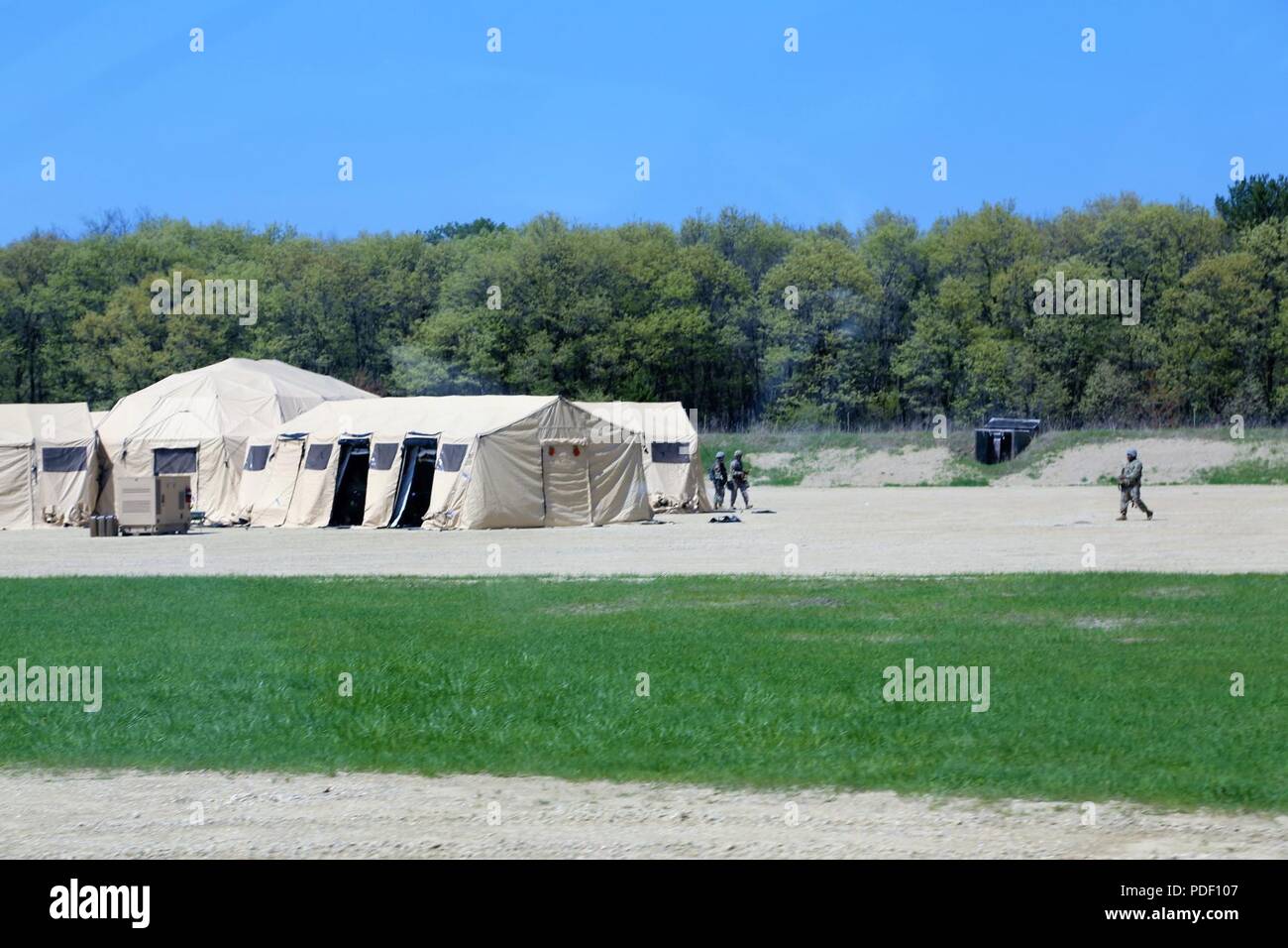 Soldiers with units associated with the 86th Training Division ...