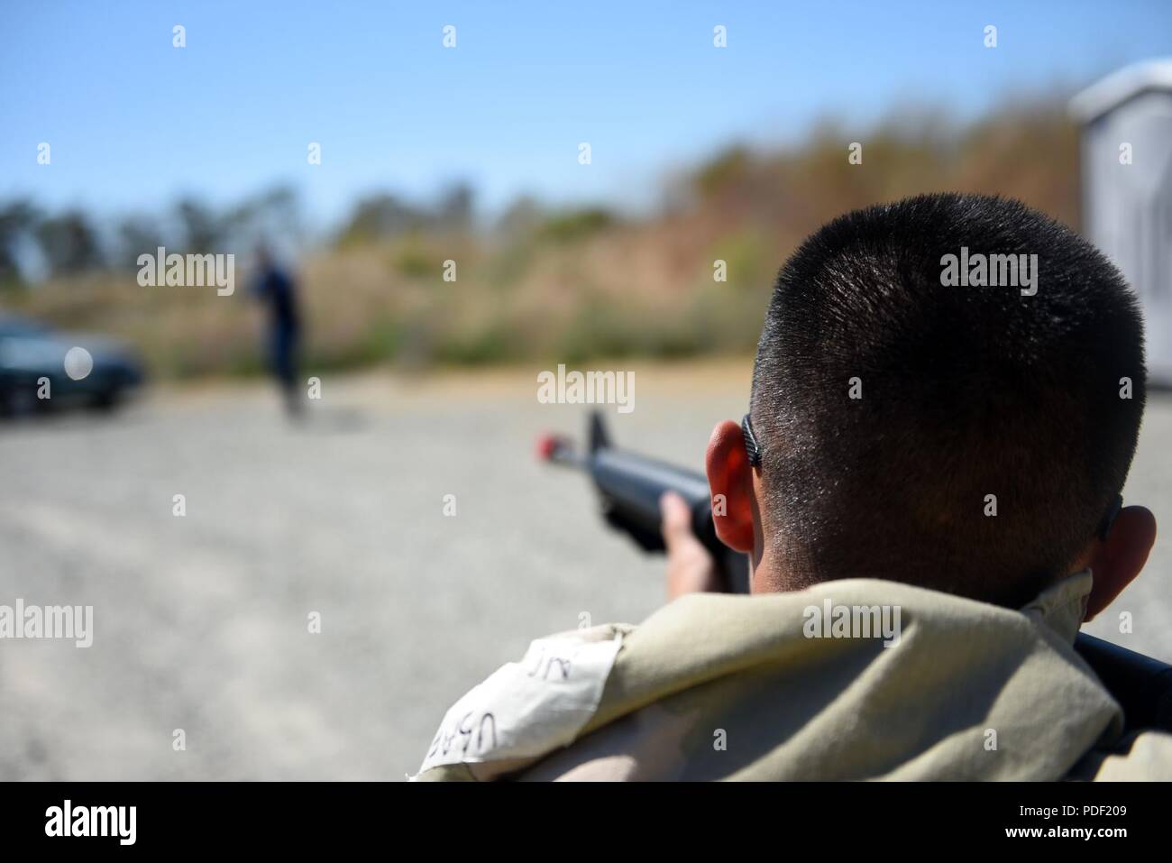 Master Sgt. James Cain, 60th Operations Group boom operator, explains ...