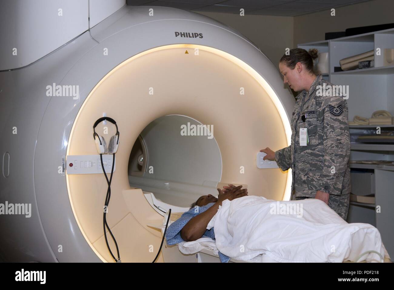 Magnetic mri force hi-res stock photography and images - Alamy