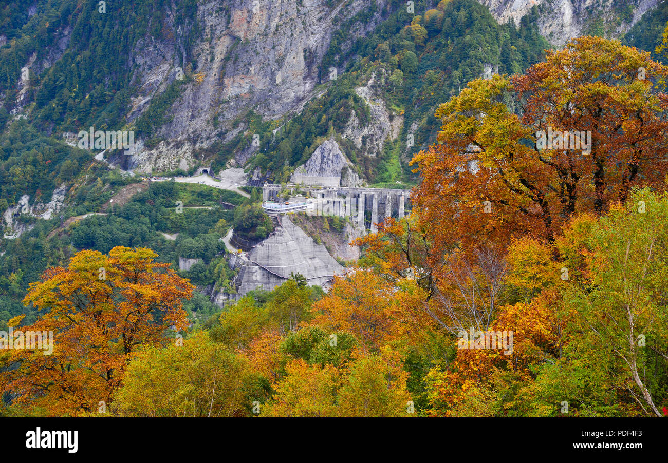 Mountain scenery at autumn in Tateyama Kurobe Alpine Route, Japan Stock ...