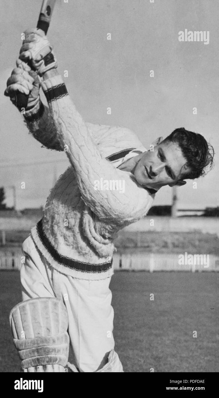 88 Neil Harvey c1950 Stock Photo - Alamy