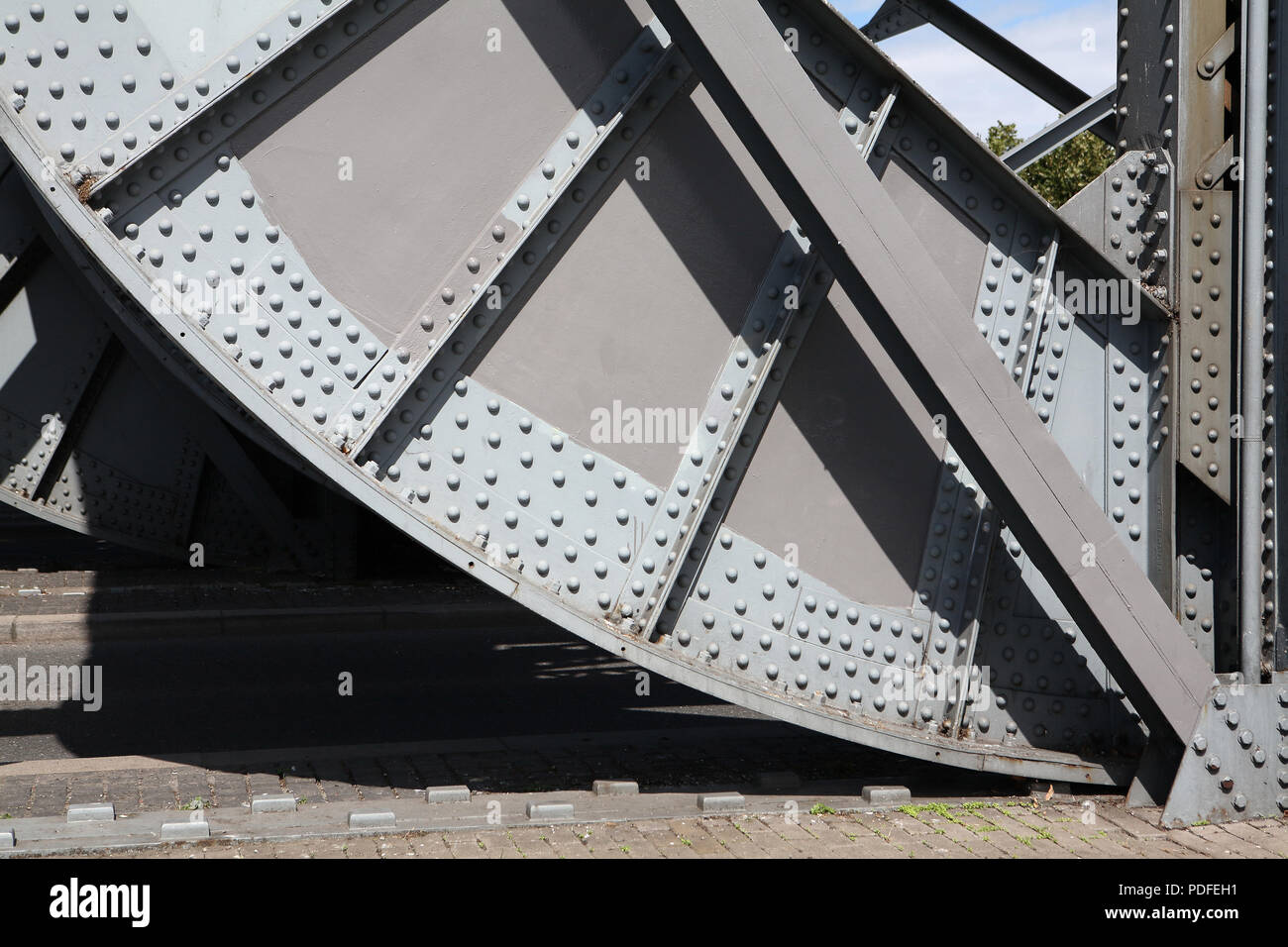 Rolling lift bridge hi-res stock photography and images - Alamy