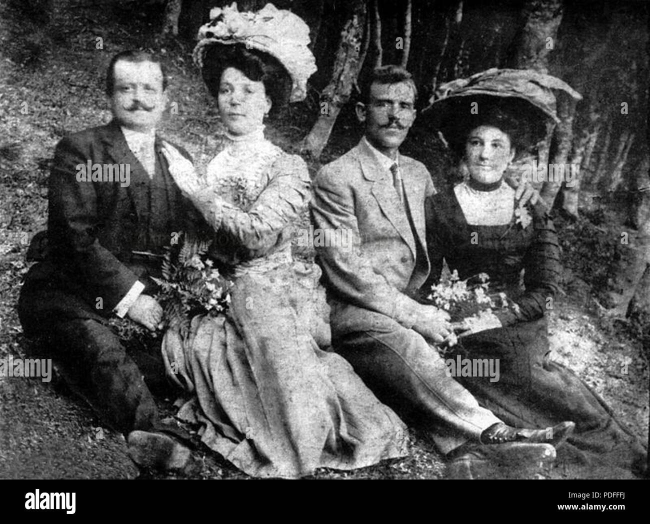 Greek cultural identity Black and White Stock Photos & Images - Alamy