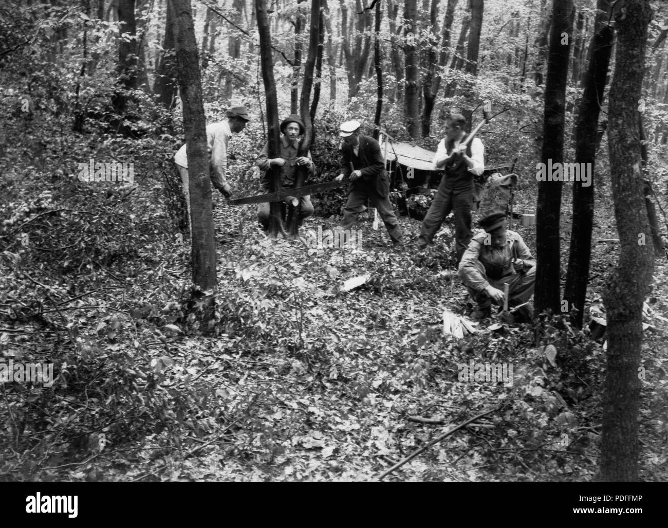 Historical excursion Black and White Stock Photos & Images - Alamy