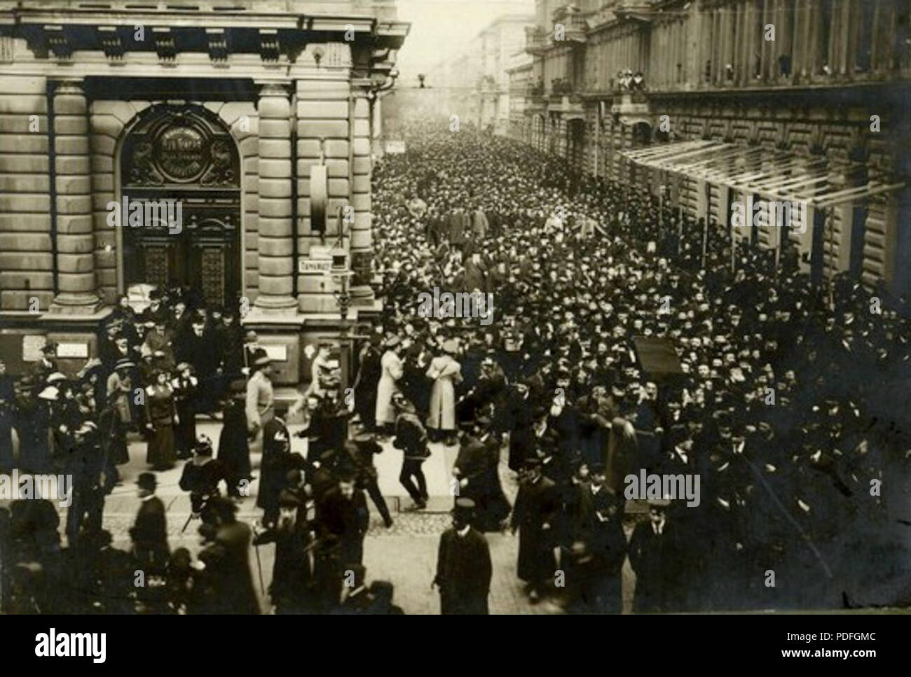 136 Funeral procession of Rabbi Eliyahu Chaim Meisel, Chief Rabbi of ...