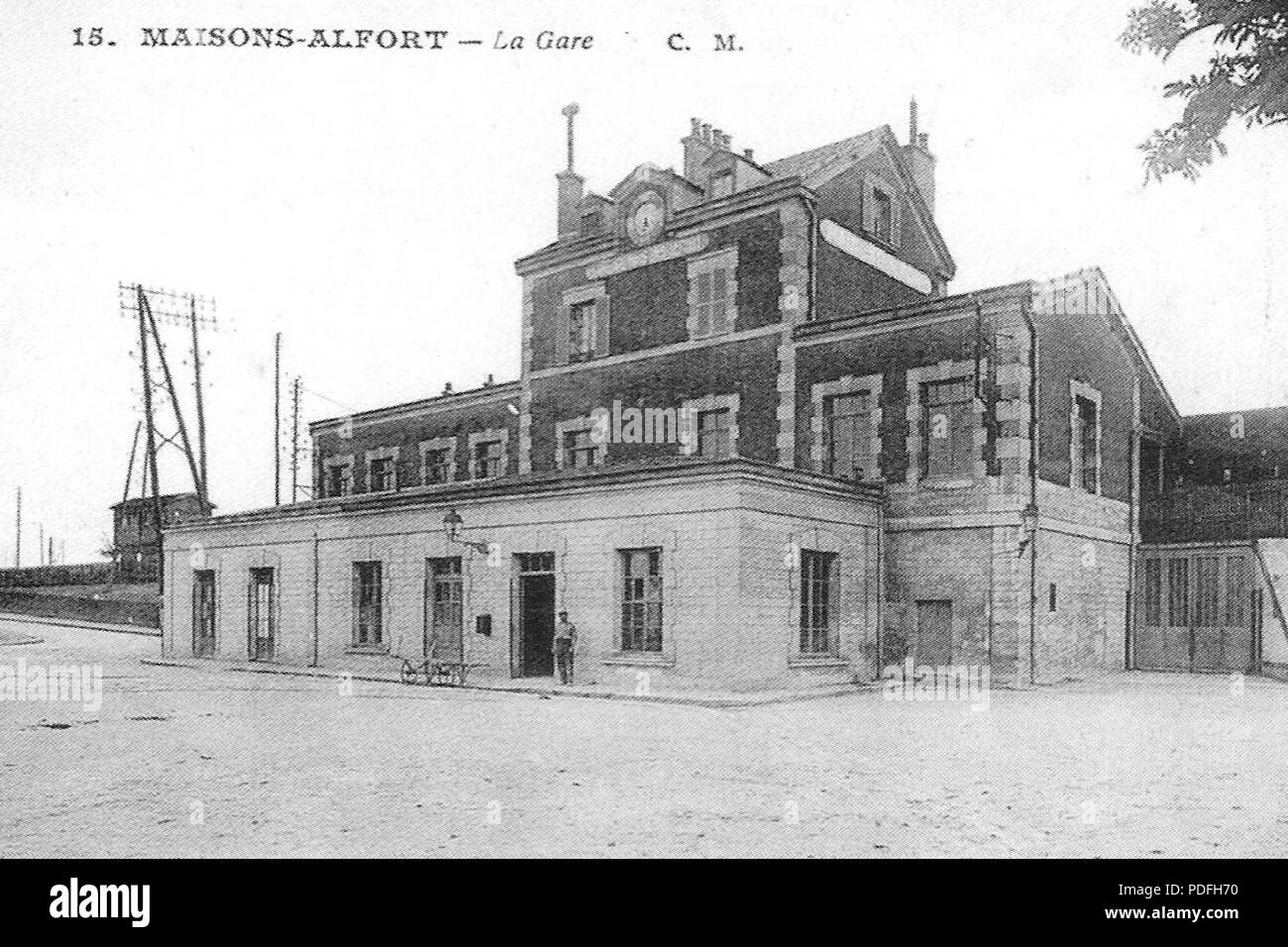 Maisons alfort Black and White Stock Photos & Images - Alamy