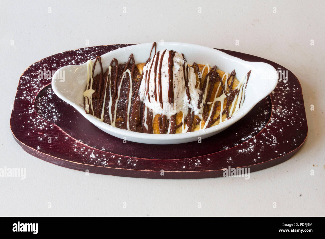 Appealing desserts hi-res stock photography and images - Alamy