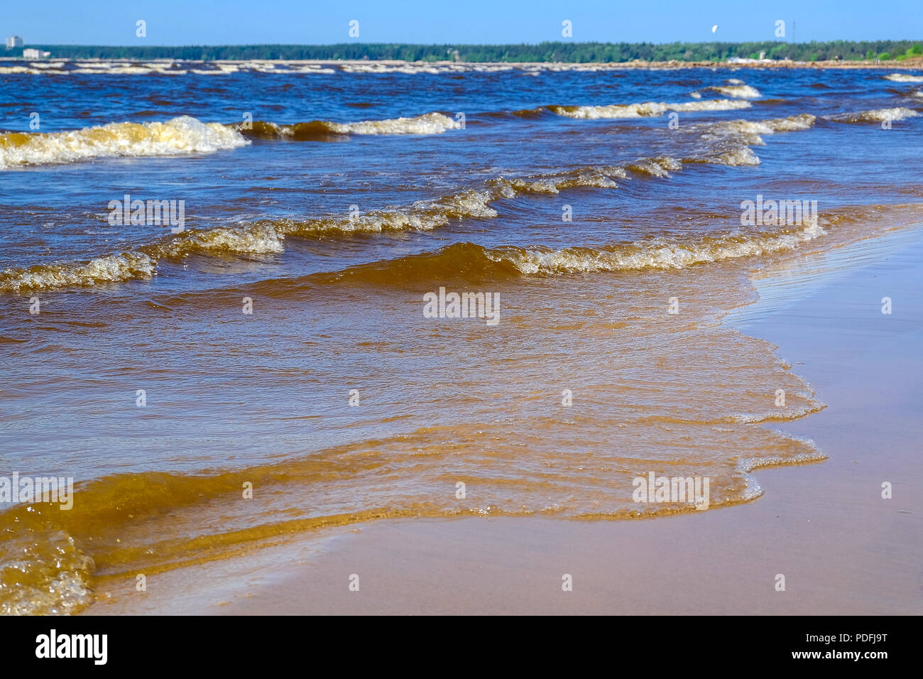 Sandbank, wave after wave rolling to shore Stock Photo - Alamy