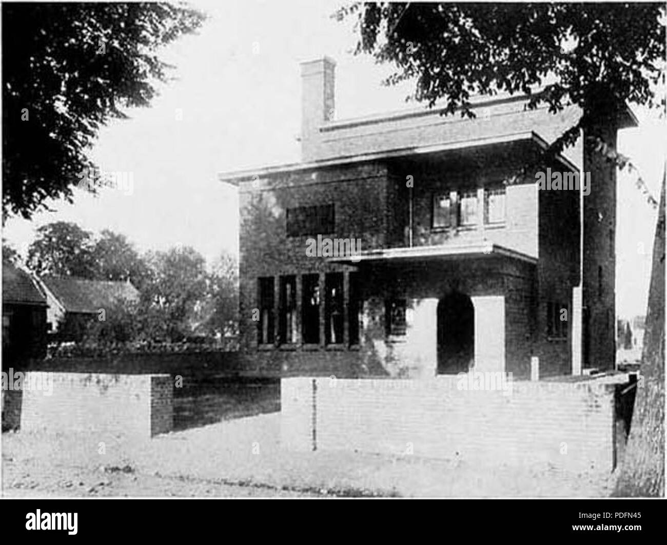 Bank van Black and White Stock Photos & Images - Alamy