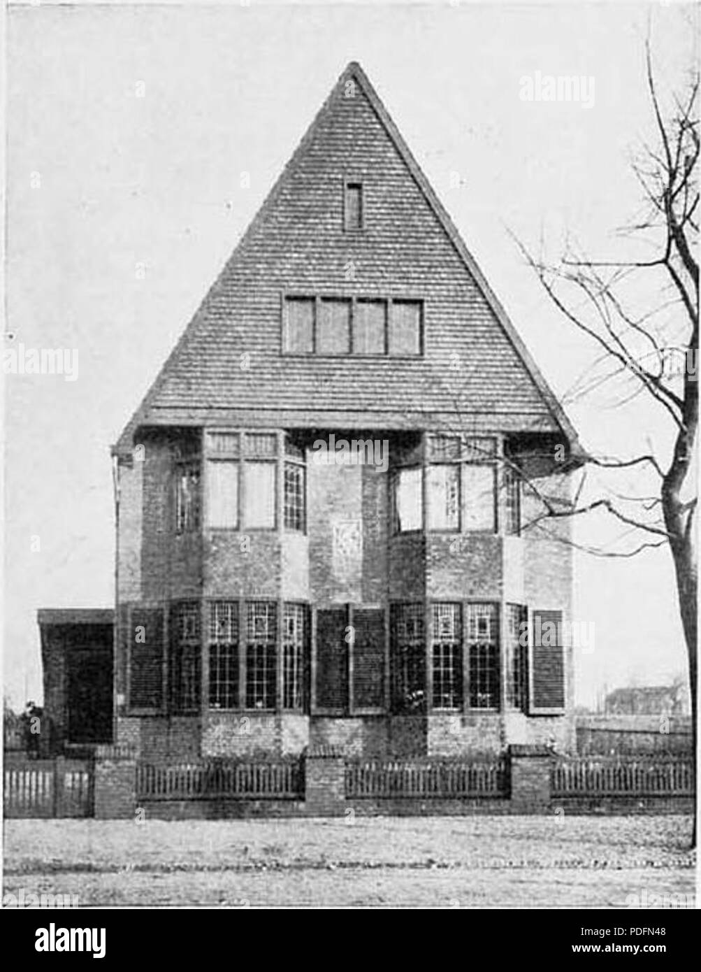 Artist cottage Black and White Stock Photos & Images - Alamy