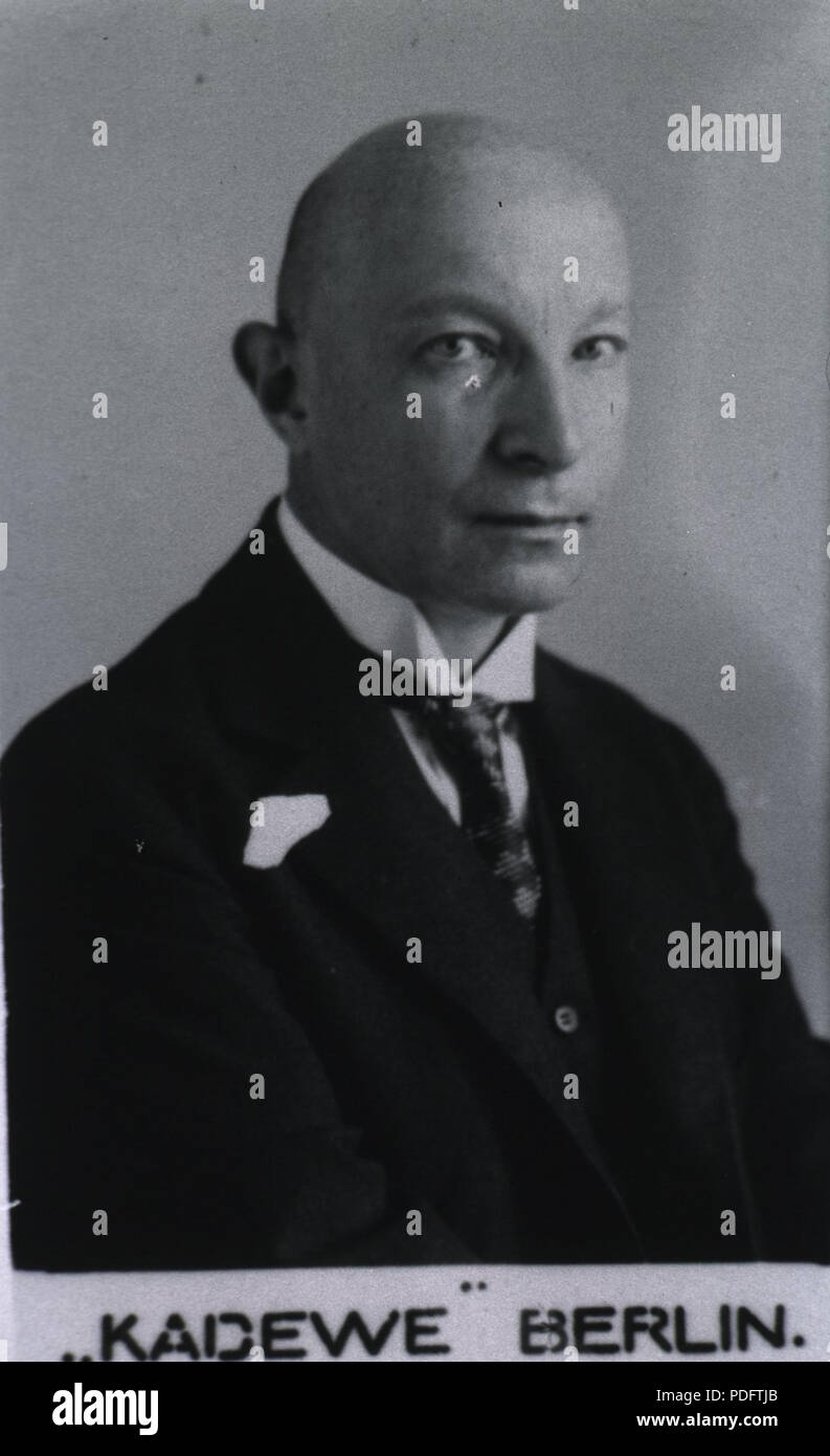Mendel hi-res stock photography and images - Alamy