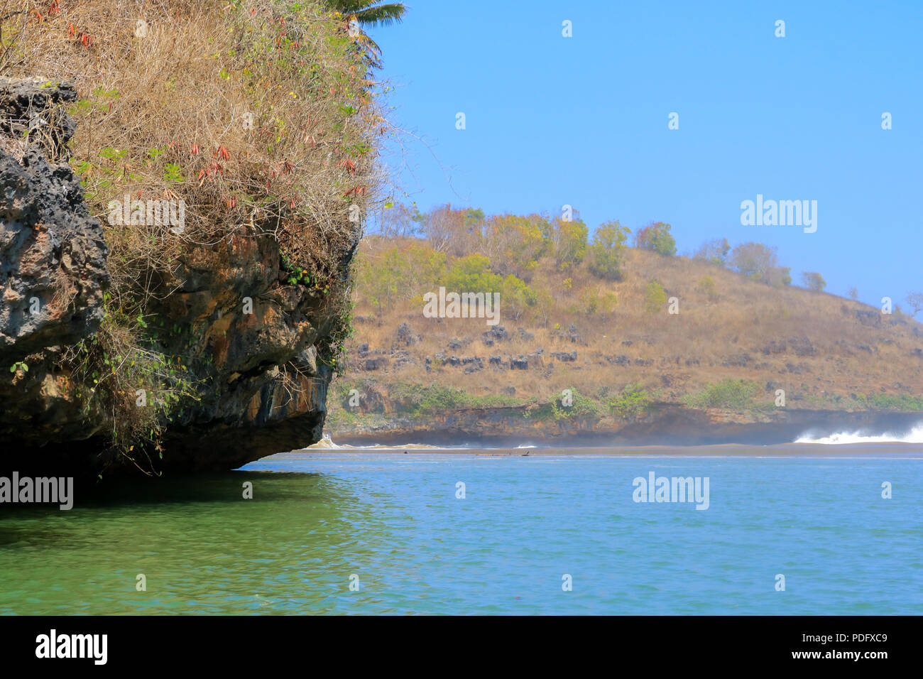 Watu karung pacitan hi-res stock photography and images - Alamy
