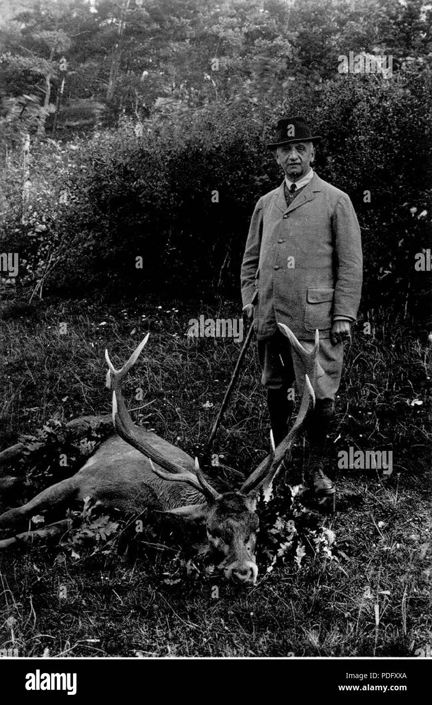 128 Ferdinand Bloch Baur nel 1935 Stock Photo - Alamy