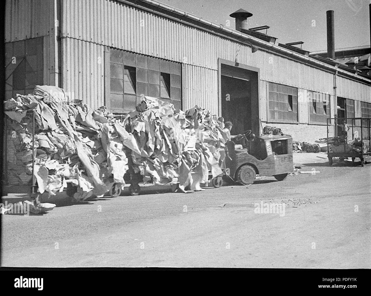 Rubber industry 1920s hi-res stock photography and images - Alamy