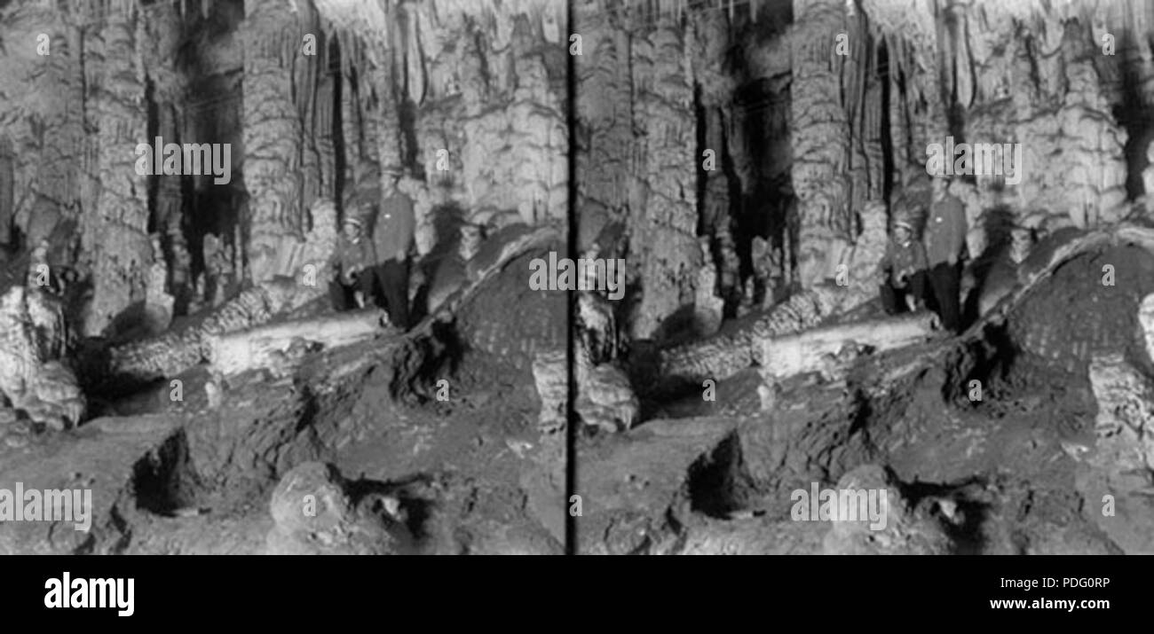 Postojnska caves hi-res stock photography and images - Alamy