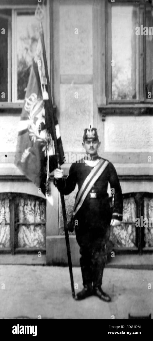 Fahnenträger hi-res stock photography and images - Alamy