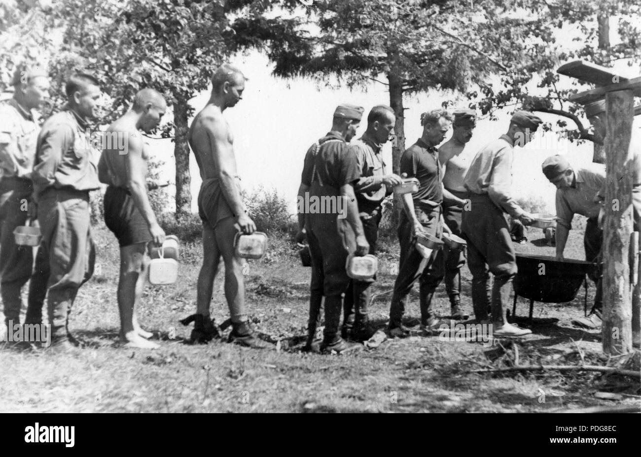 Wartime cooking equipment hi-res stock photography and images - Alamy